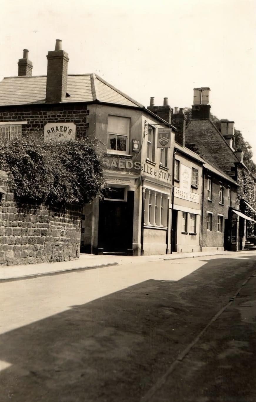 Pubs – From Tingdene to Finedon